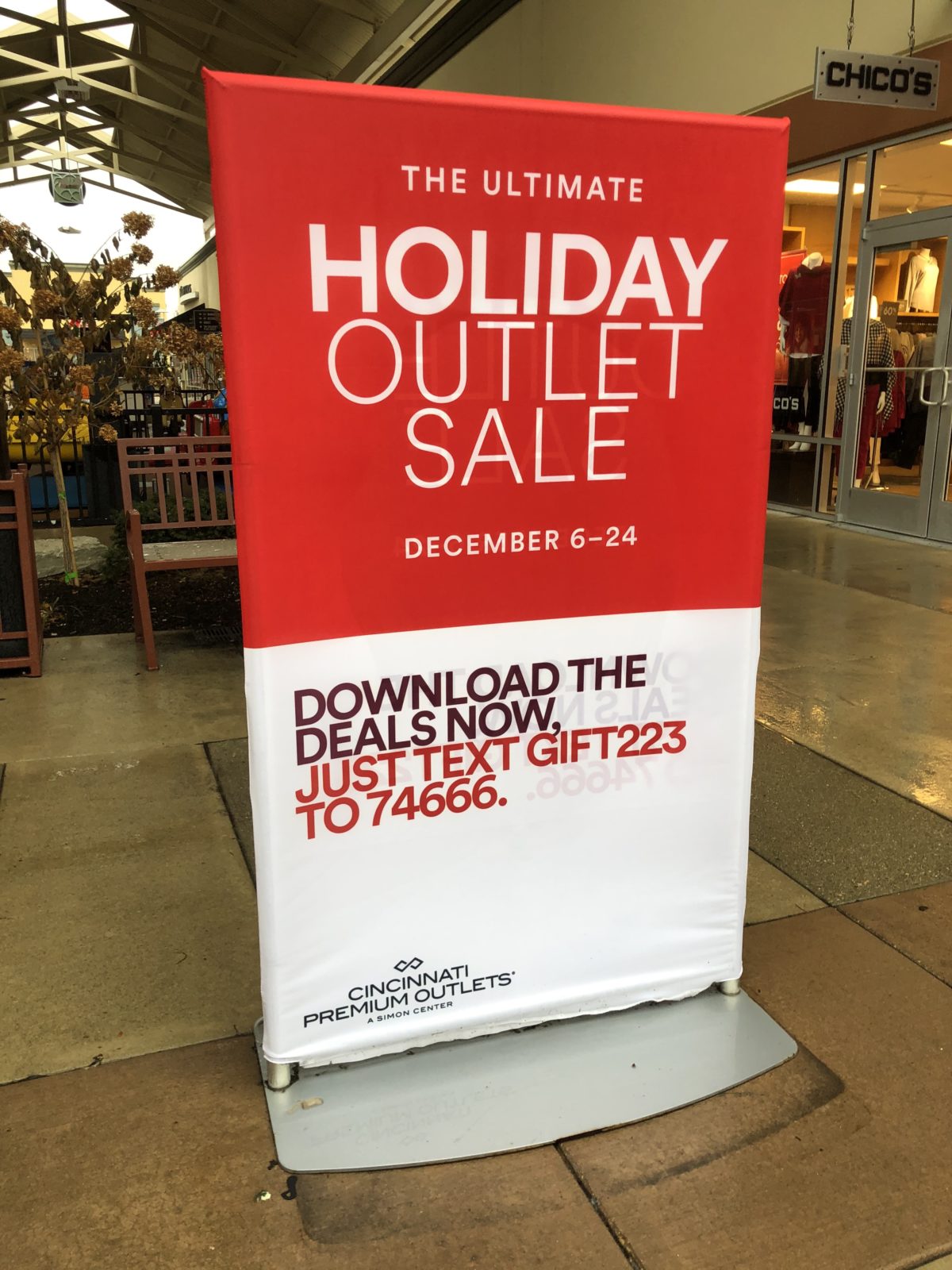 The Ultimate Holiday Outlet Sale with Cincinnati Premium Outlets ...